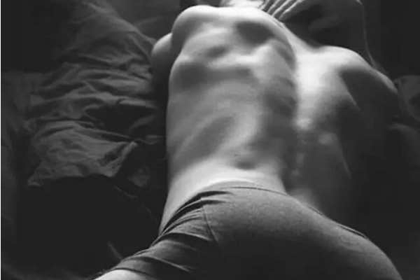 11 Kinky Sex Ideas For Freaky Fun Sean Jameson Yourtango 
